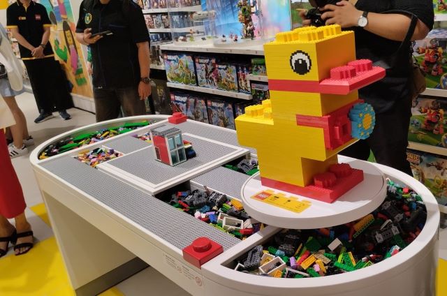 Suguhkan Pengalaman Berbelanja Menyenangkan, LEGO Certified Store Hadir ...